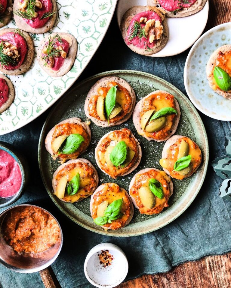 Festive Blinis – Mini Pizzas and Beetroot Dip and Dill